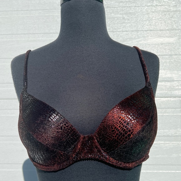 Vintage | Intimates & Sleepwear | Vtg Contessa Di Roma Faux Snakeskin ...